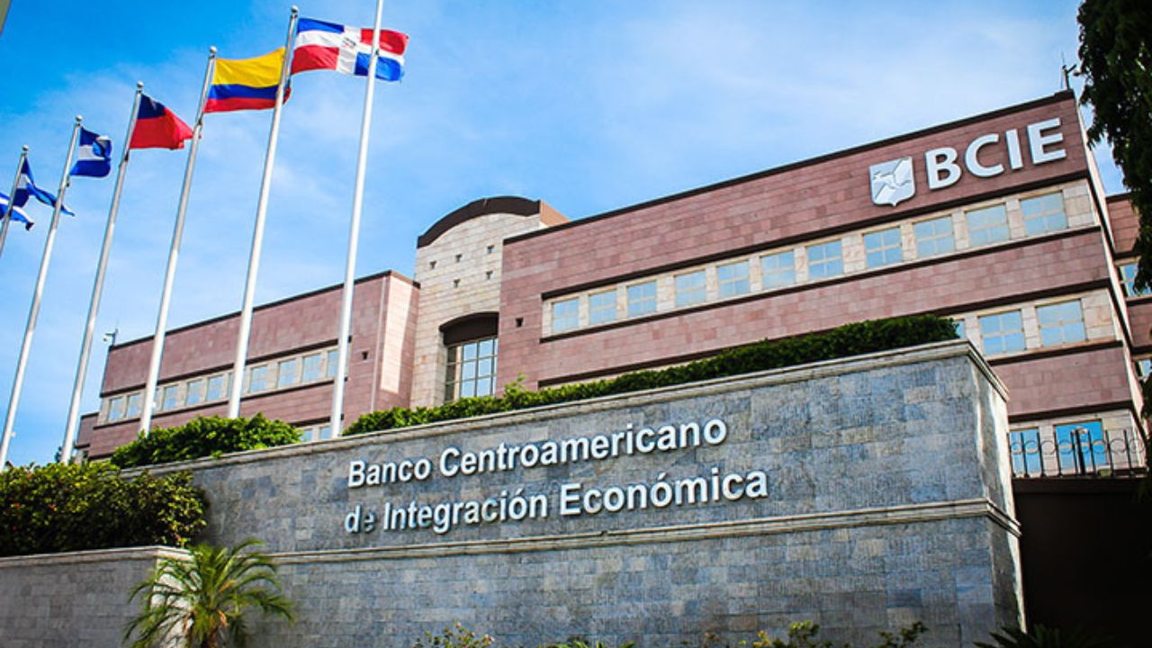 BCIE aprobó a Honduras $ 485 millones durante 2022