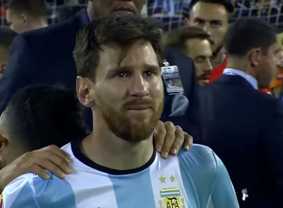 Messi llorando a lo largo de su carrera, estos fueron los altos y bajos ...