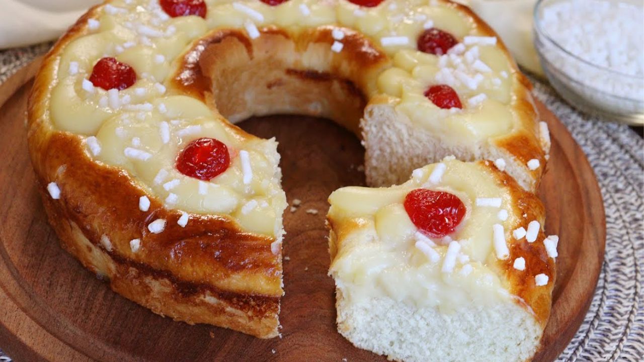 Rosca de Pascua húmeda y esponjosa, receta fácil para preparar el postre