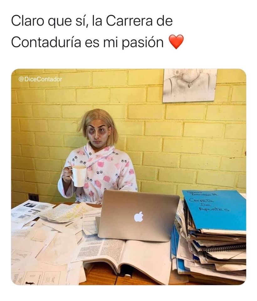 Día del perito mercantil en Honduras: Memes