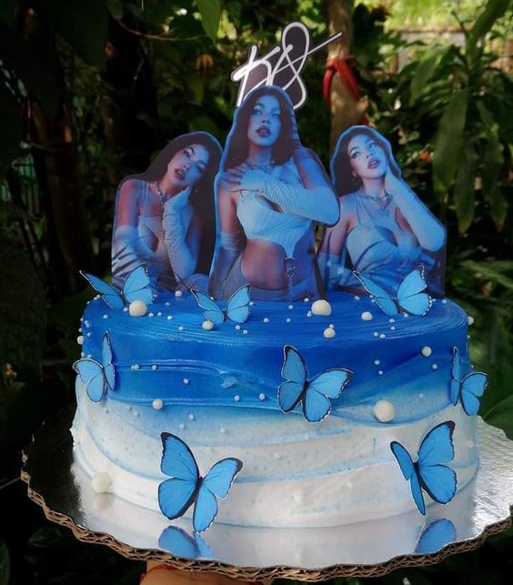 Pastel de Kenia Os, la cantante cumple 24 años y estas son algunas ...