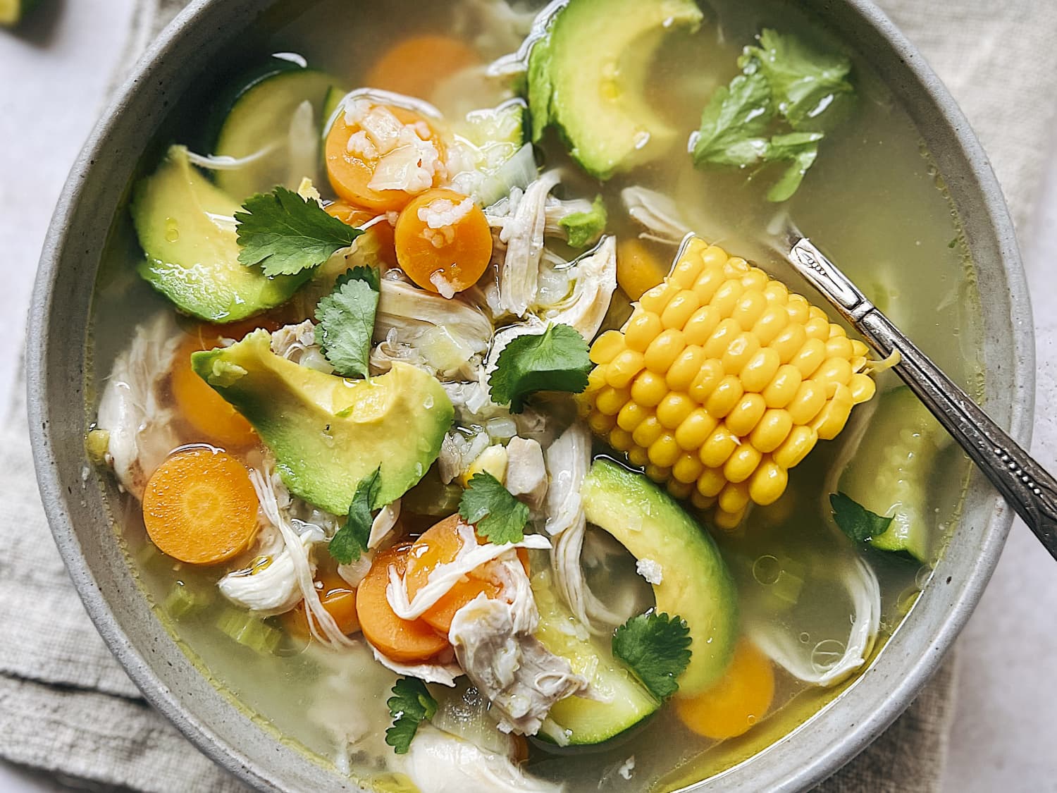 Caldo de pollo receta, perfecta para curar una gripe y resaca después ...