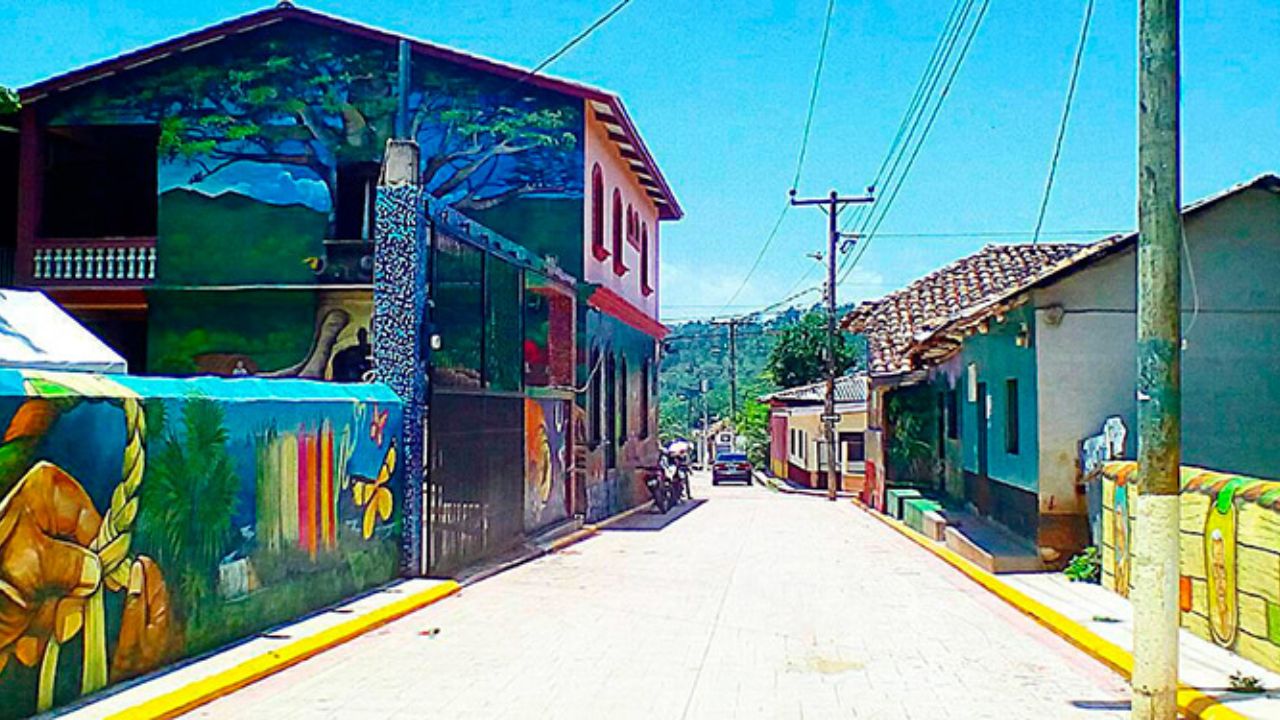Arada Santa Bárbara, Honduras un mágico y colorido pueblo