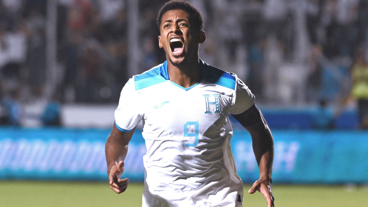 Honduras golea 4-0 a Granada y sigue con vida en la Liga de Naciones