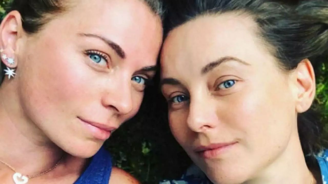 Ludwika Paleta hermana, ella es Dominika Paleta, un dúo inseparable