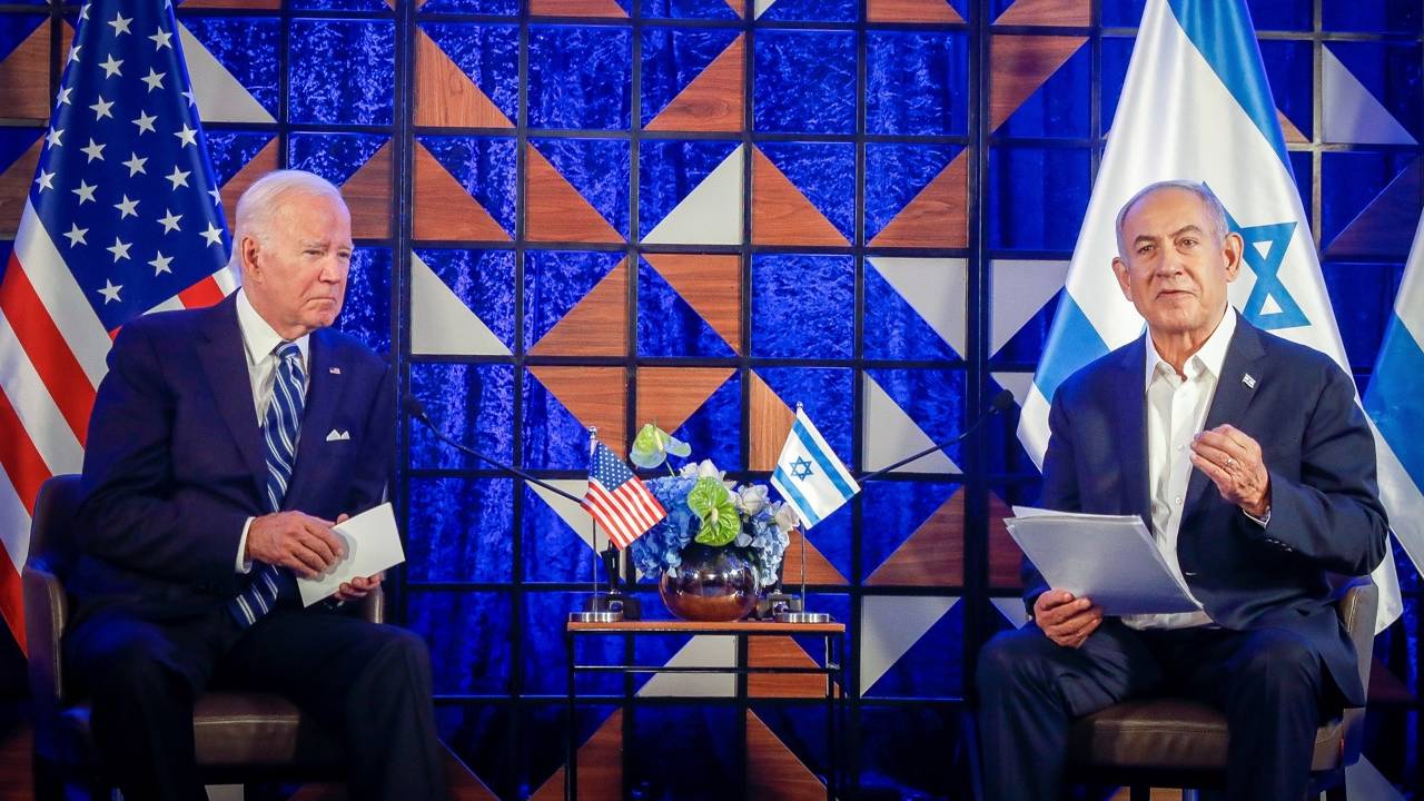 Biden respalda versión de Israel sobre bombardeo de hospital en Gaza