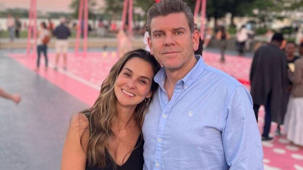 Esposo de Catalina Gómez ¿A qué se dedica Juan Esteban Sampedro?