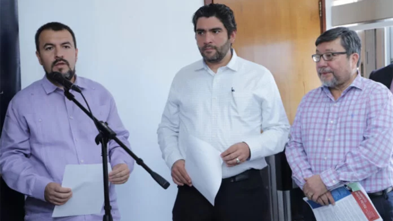 Comisionados del RNP presentan al CN solicitud para reelegirse