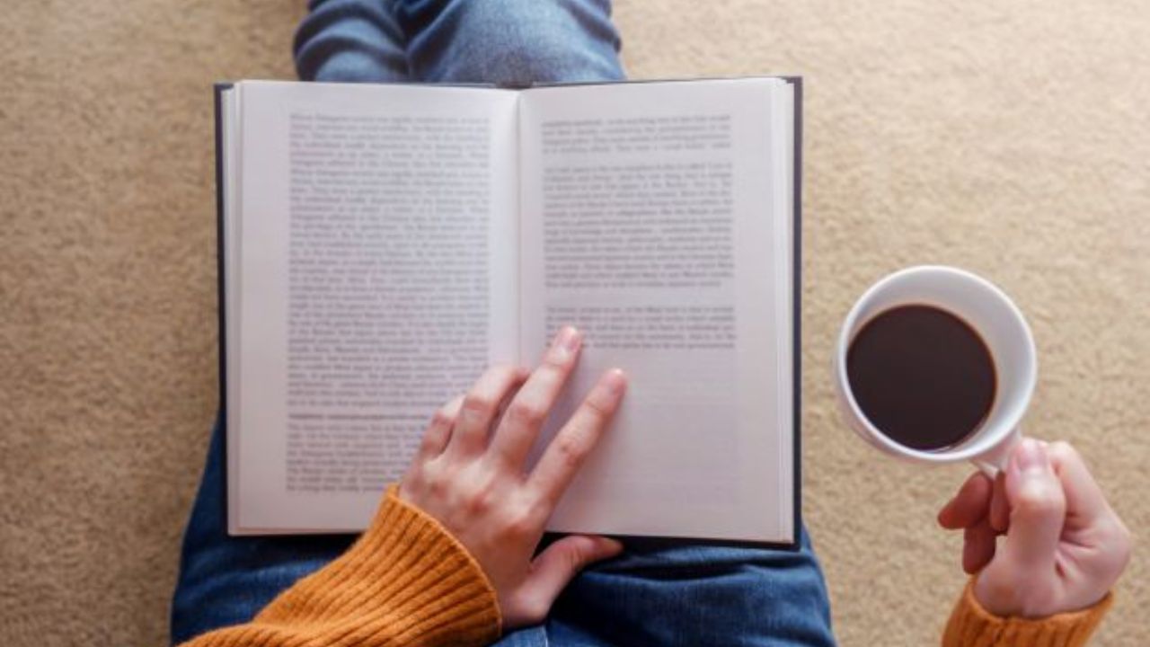 Poemas del Día del Libro: los mejores versos para enviar durante este ...