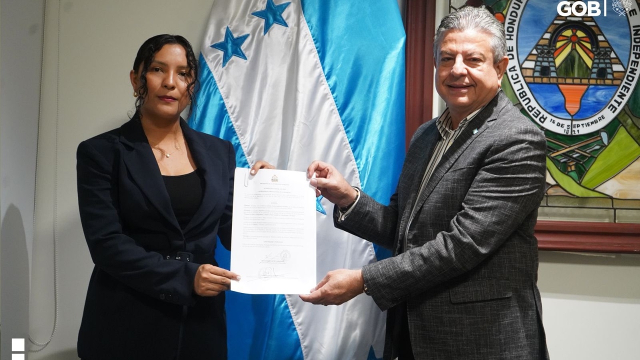 Nombran a Carmen Espinoza como nueva directora del INAMI