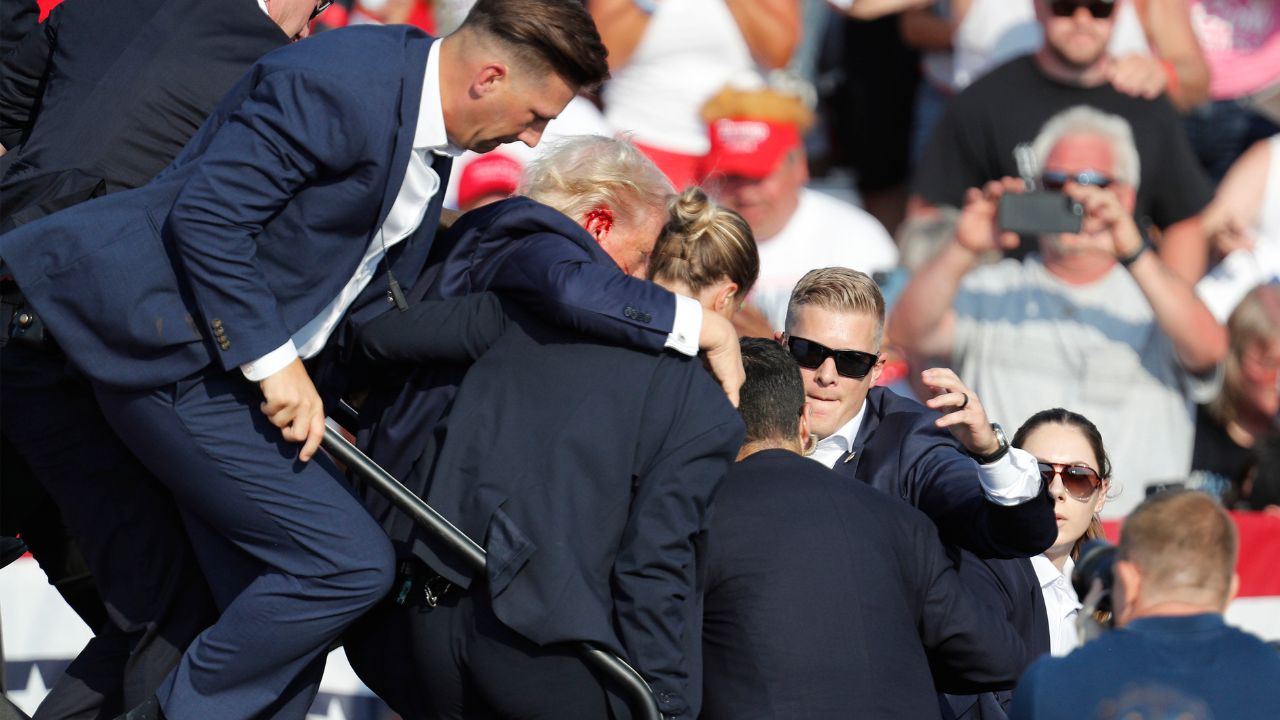 Gabi Butler Dando Tumbos