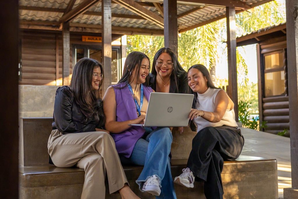 Estudia en la UJCV: descubre su oferta académica de Pregrado y vive una ...