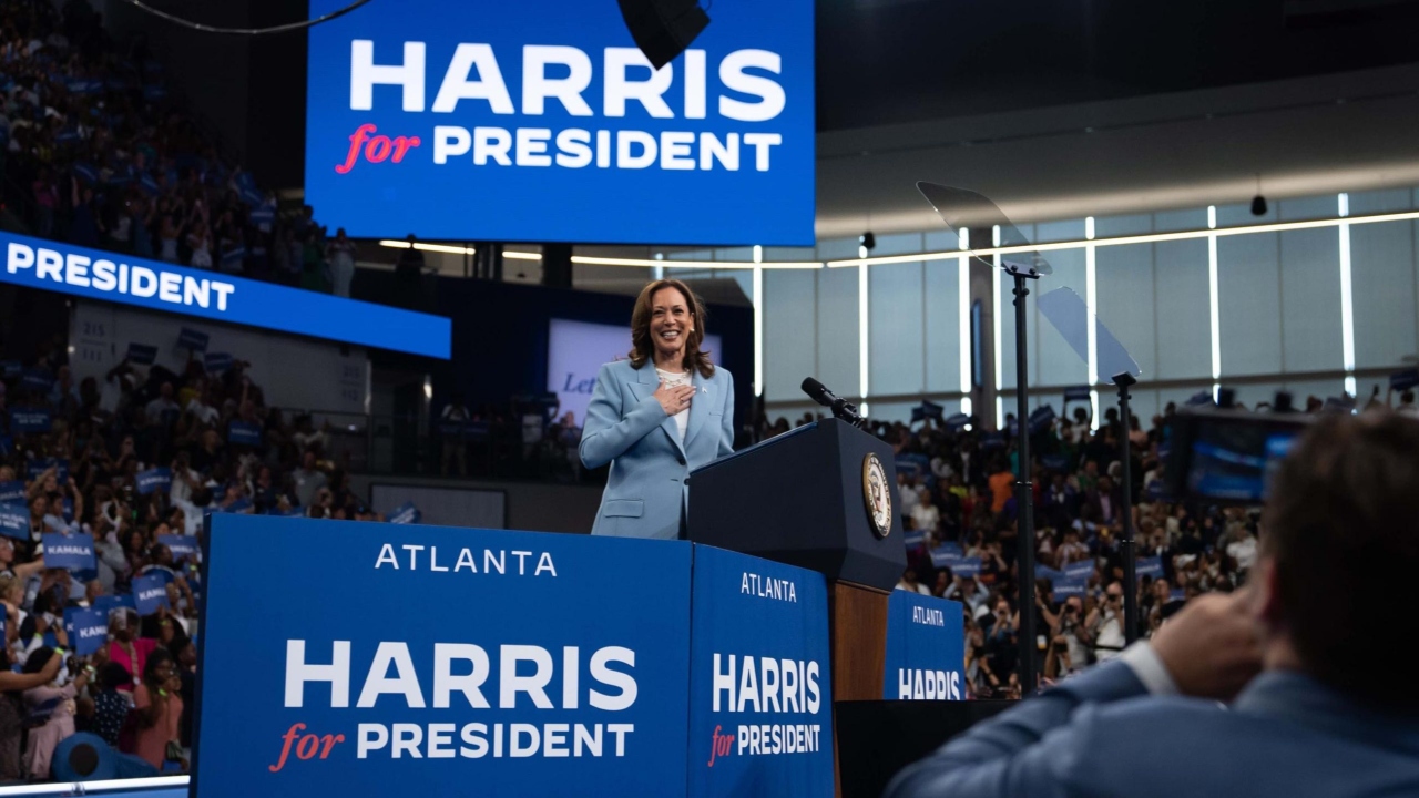 Kamala Harris se convierte oficialmente en nominada demócrata para ...