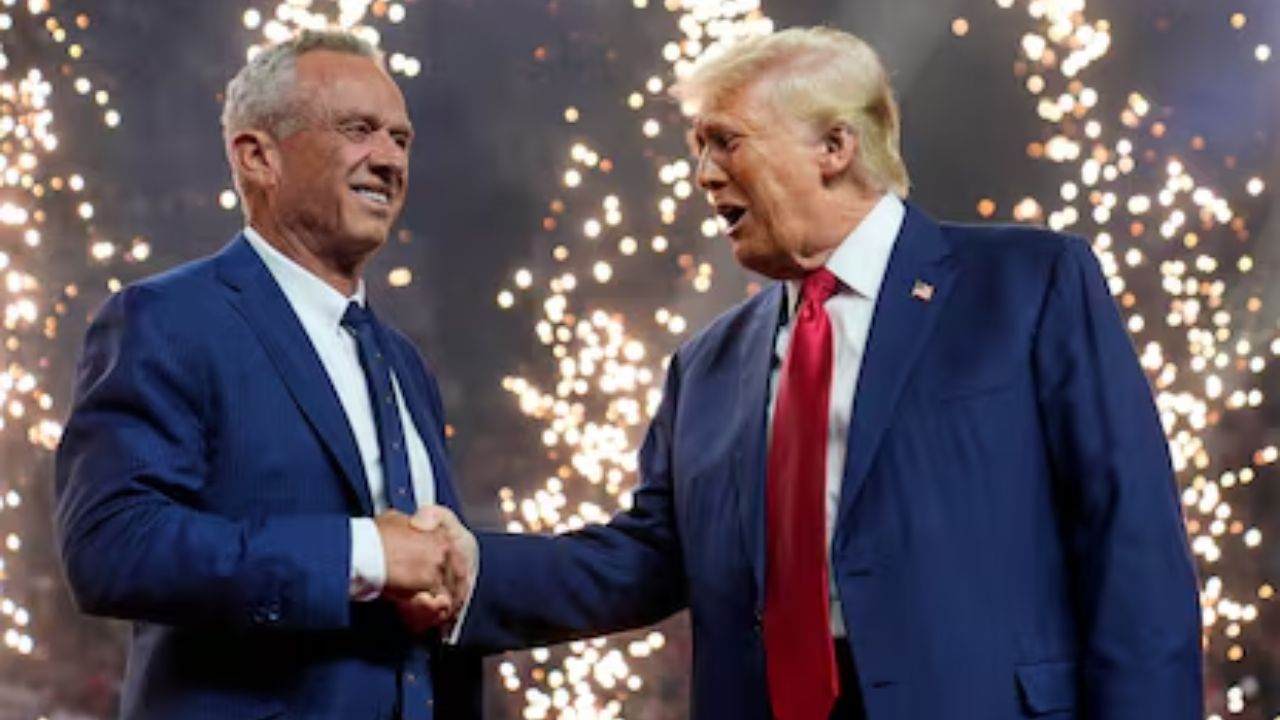 Donald Trump y Robert Kennedy Jr. comparten escenario por primera vez ...