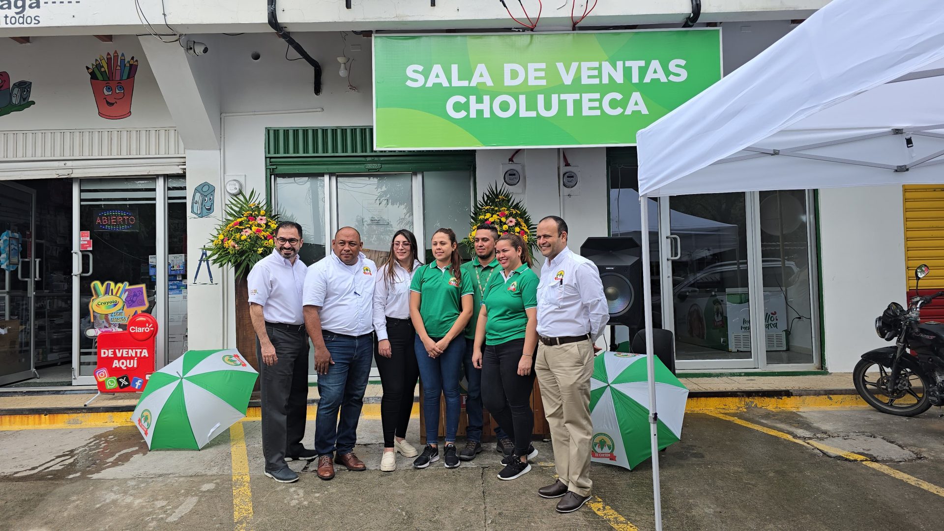 Inauguración de la nueva Sala de Venta de Pollos El Cortijo en ...