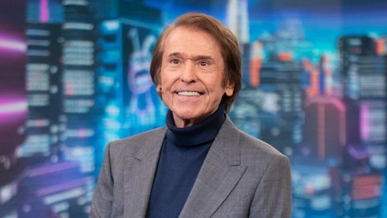 Raphael se encuentra 'bien' y permanece ingresado para someterse a más ...