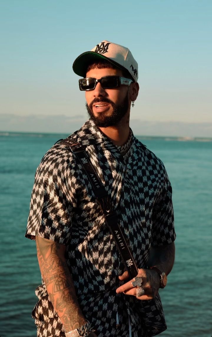 Dibujos de Anuel AA: El arte que captura su esencia y el impacto en la ...