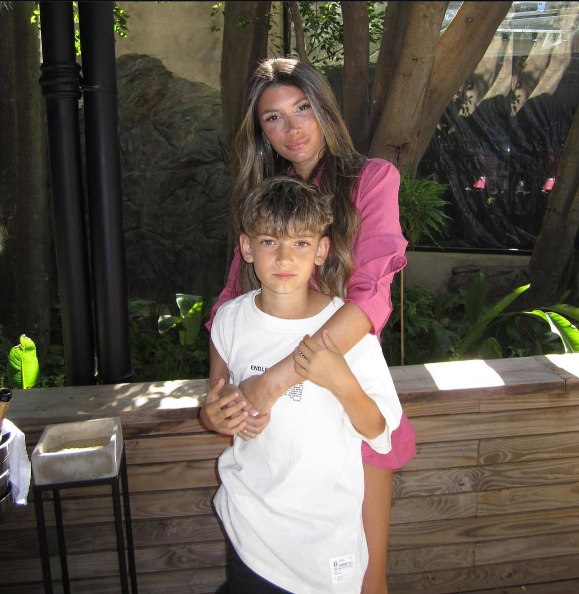 Pareja de Karina Jelinek: ¿Quién es Flor Parise, novia de la actriz argentina?