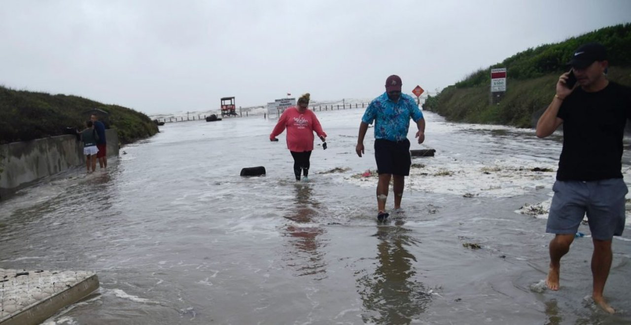 Donald Trump declara estado de emergencia en Texas ante impacto del ...