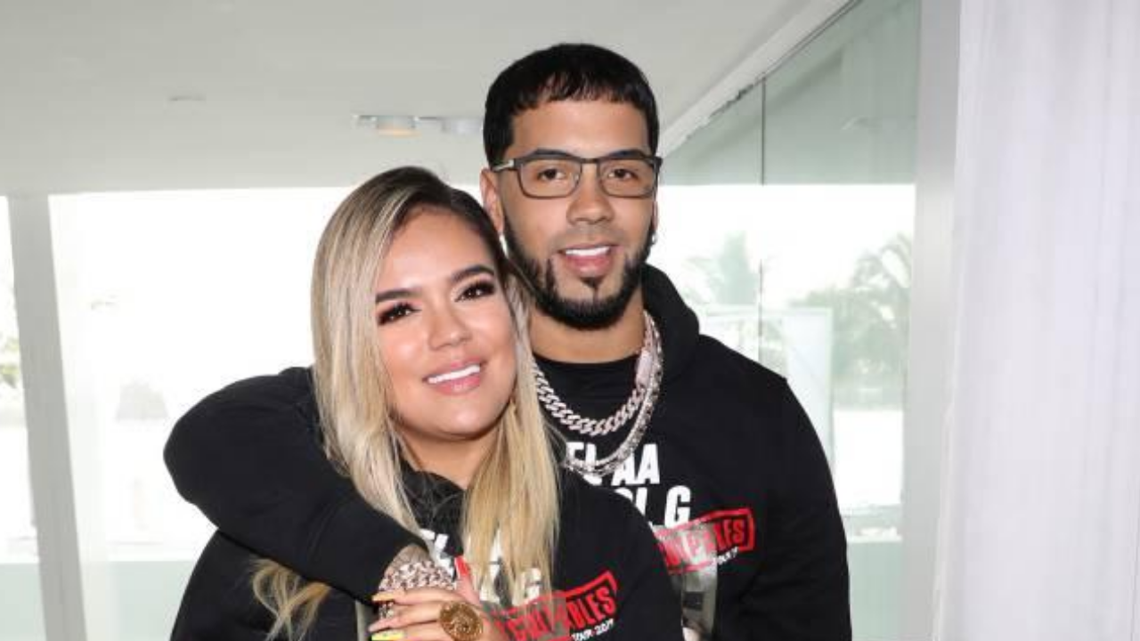 Conoce el romántico mensaje que Karol G le dedicó a Anuel AA por su ...