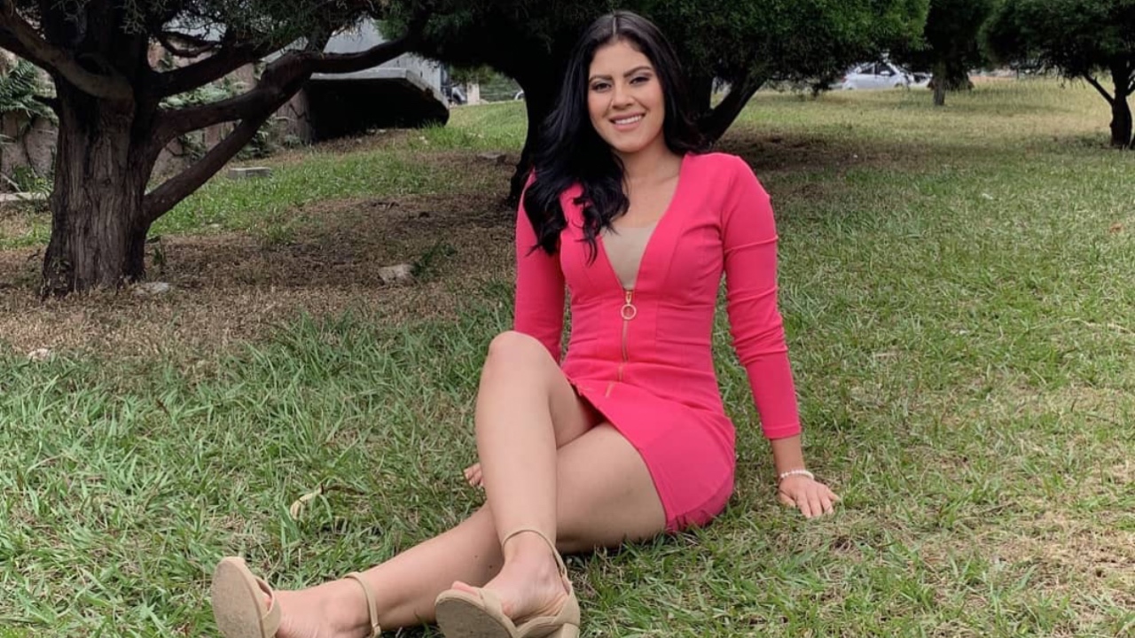 Francis Espinal encanta a sus seguidores con sensuales fotografías