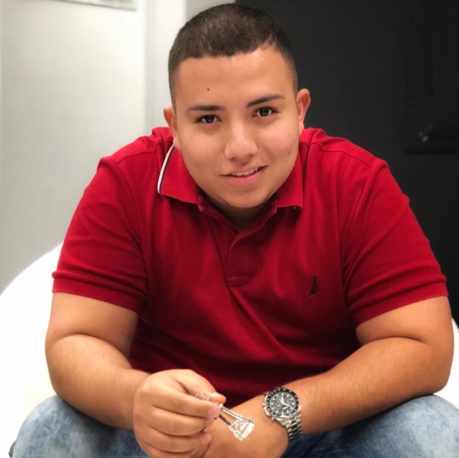 Rodrigo Reyes, el exitoso hondureño detrás de disquera de Farruko