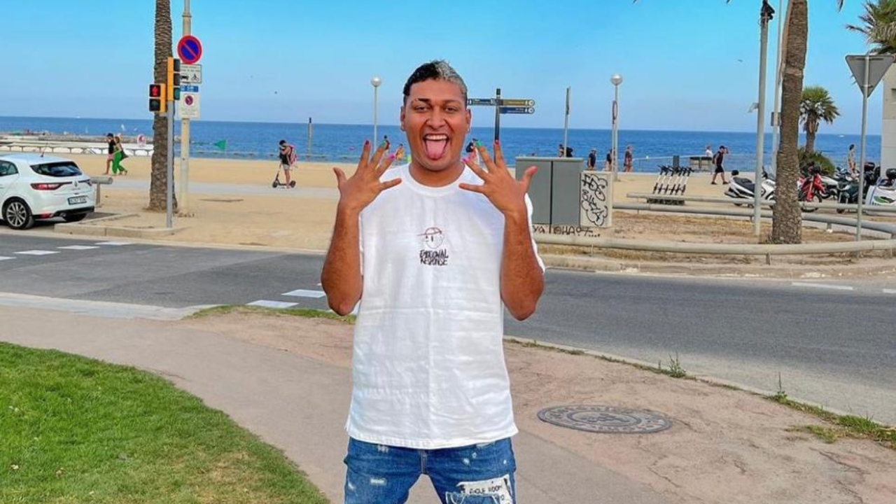 Supremo anuncia su retiro de las redes con nostálgico vídeo