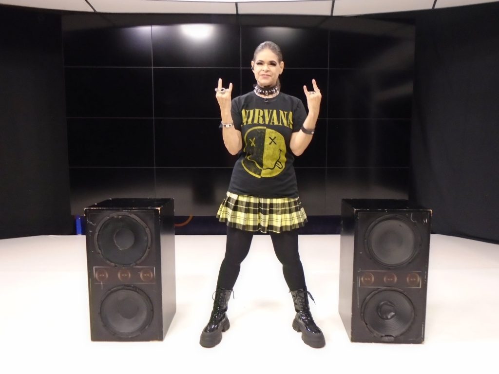 Myrna María Barahona se defiende de críticas por su manera de vestir y ...