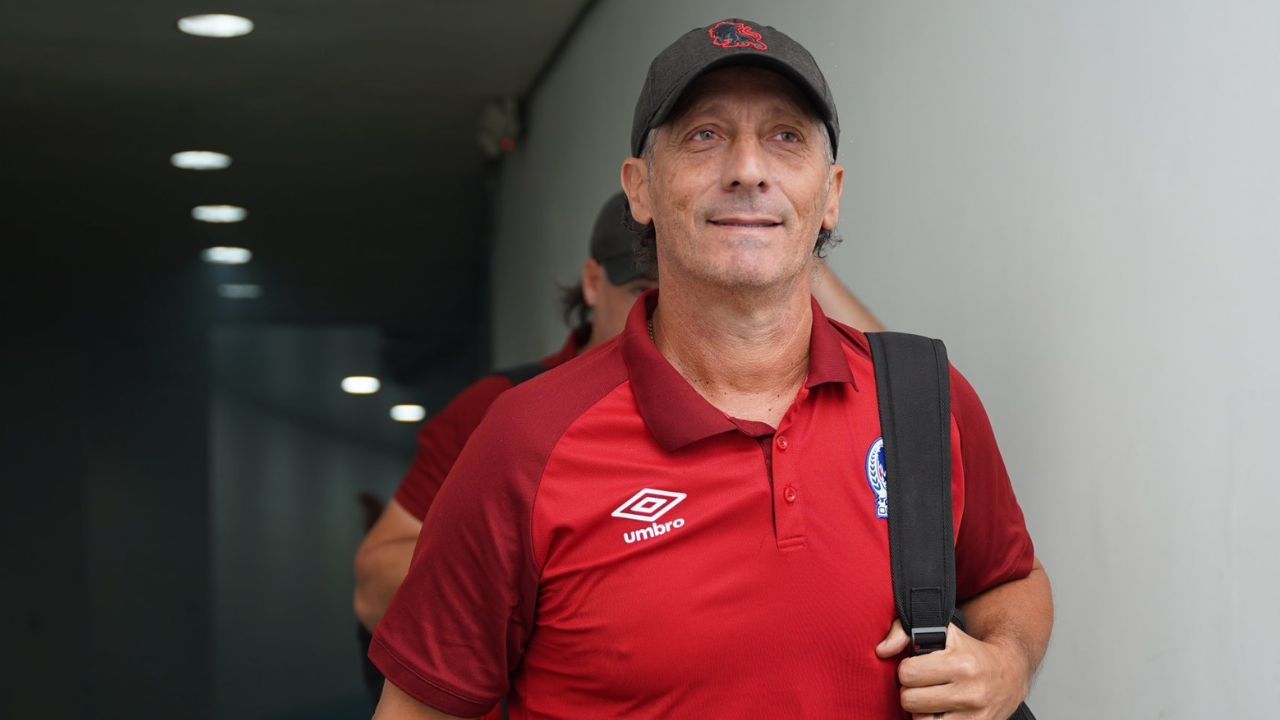 Troglio revela cuál es su canción favorita de la 'Ultra Fiel'