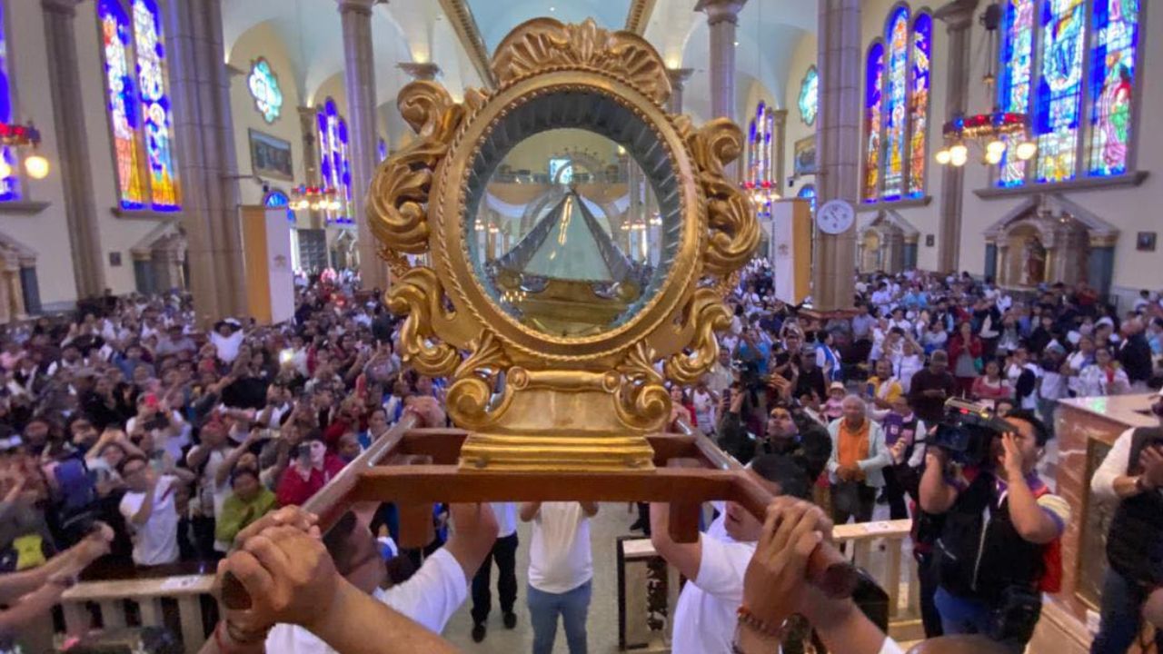 Honduras se llena de fe: Inicia la Novena en honor a la Virgen de ...