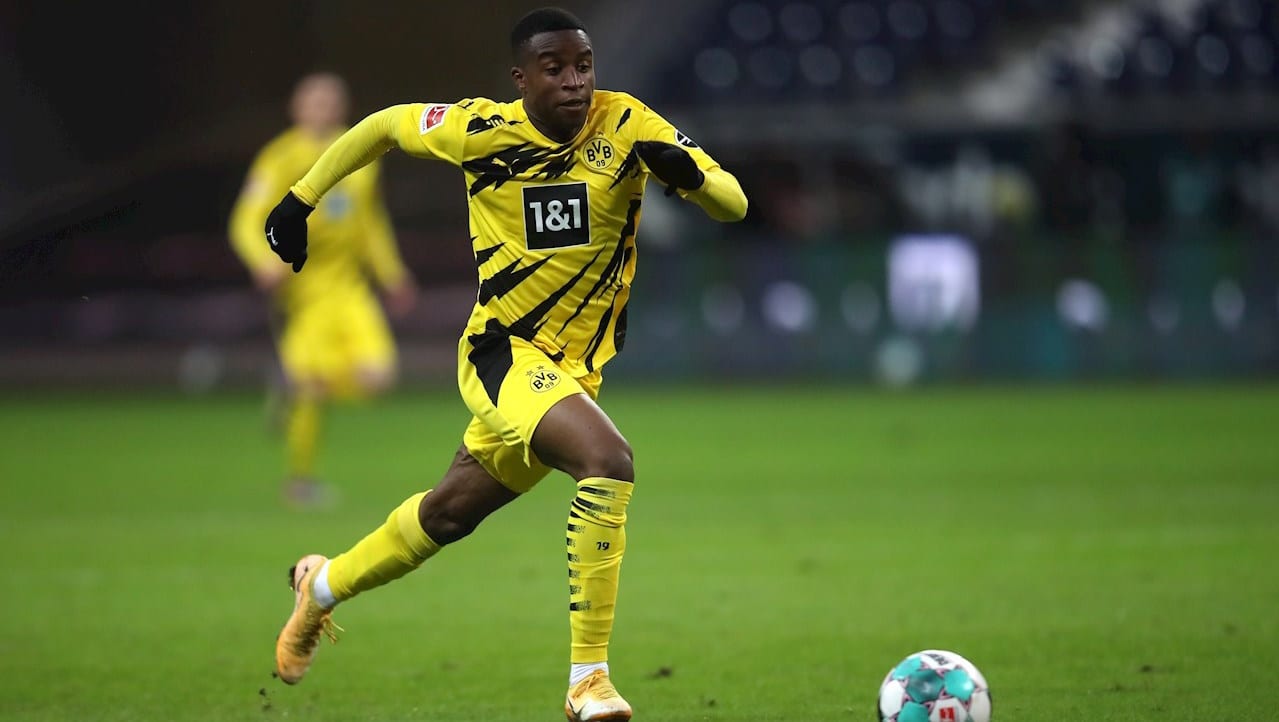 Youssoufa Moukoko, el debutante más joven en la historia de la ...