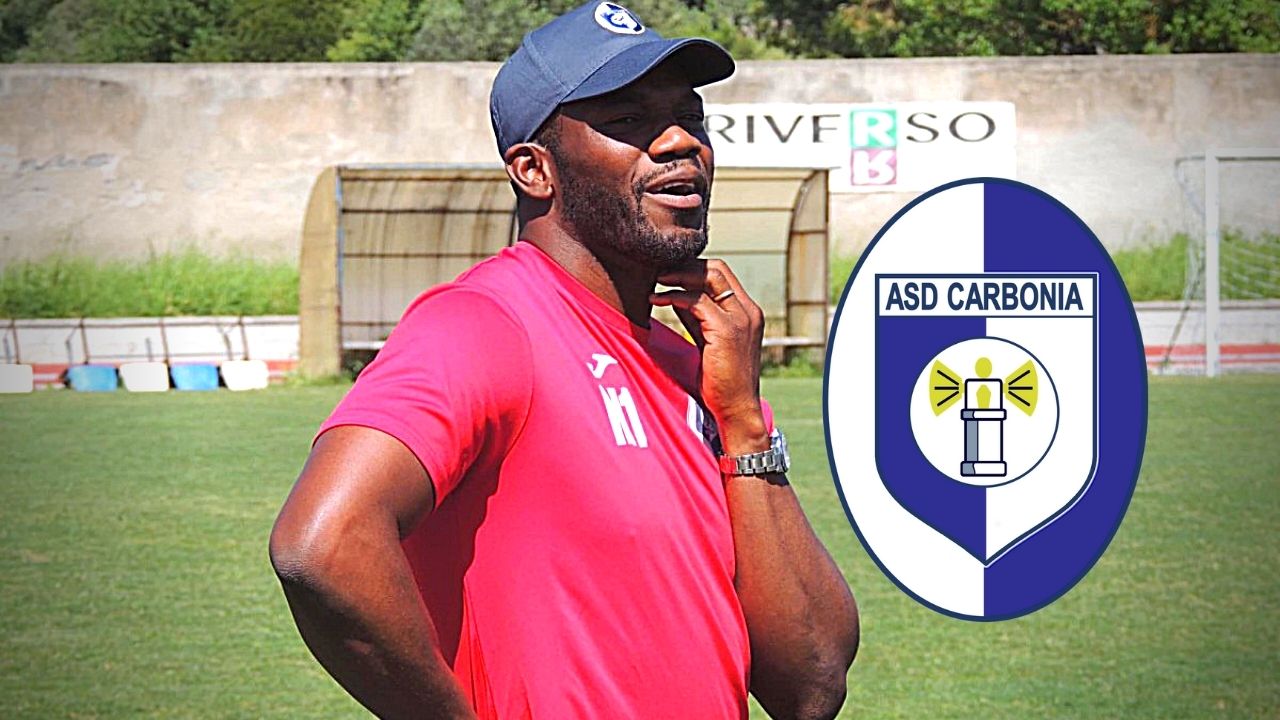 David Suazo debuta en el banquillo con su nuevo equipo en Italia