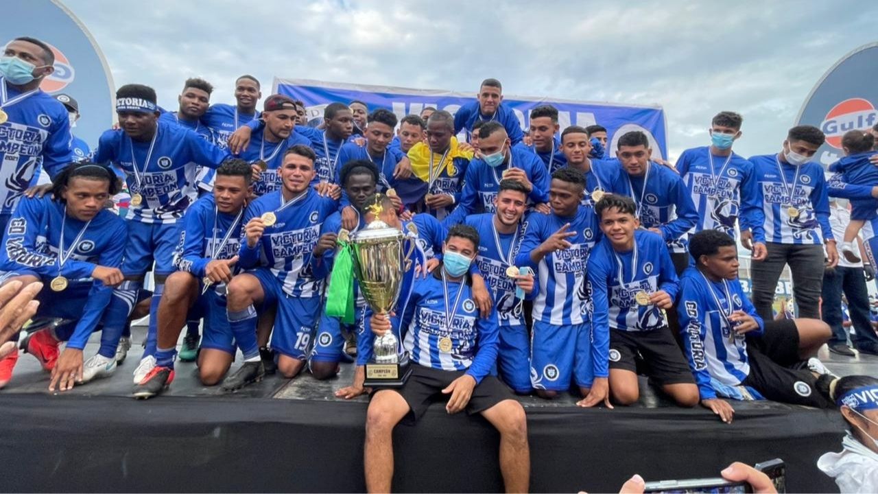 Presidente del Victoria confirma dónde jugarán de local en primera división