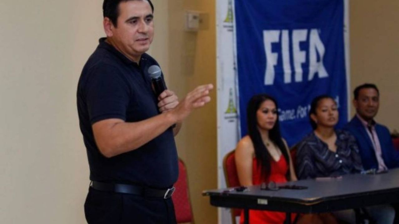 Los argumentos de Benigno Pineda sobre la orden de añadir cinco minutos ...