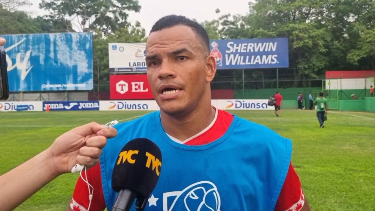 La dura reflexión de Rony Martínez luego de que Real Sociedad complique ...