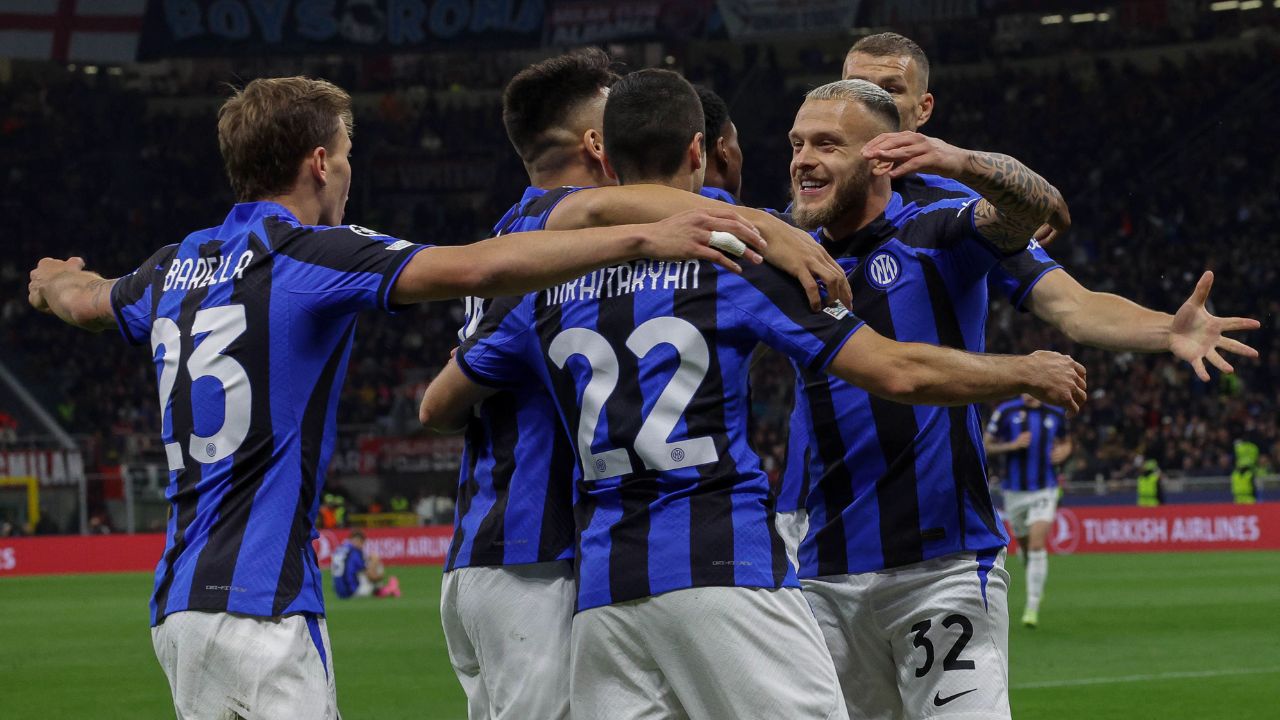 Inter vence al Milan y se pone con un pie en la final de Champions League