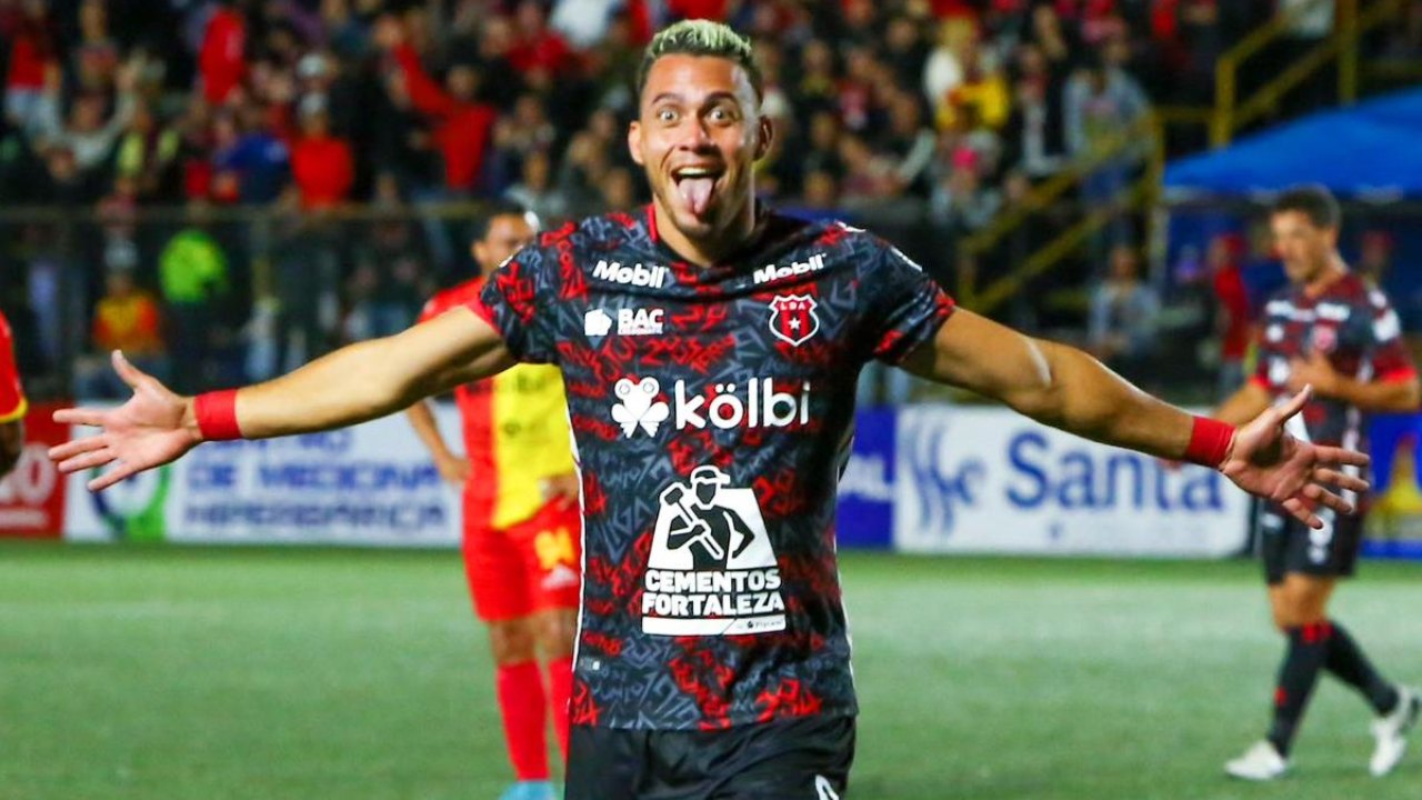 Ángel Tejeda cerca de cerrar su fichaje por club grande de Liga Nacional