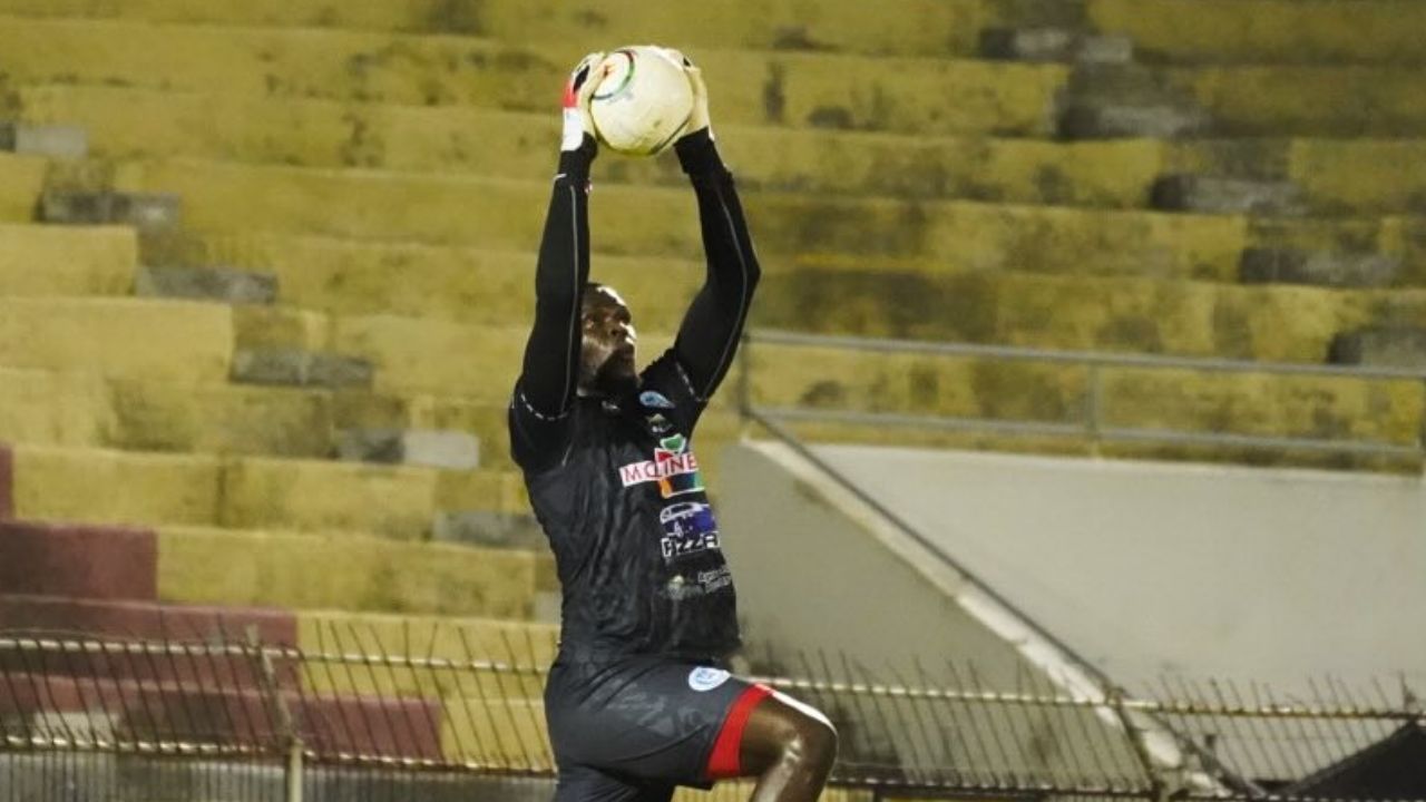 Julani Archibald deja al Victoria y tiene nuevo equipo para el Apertura ...