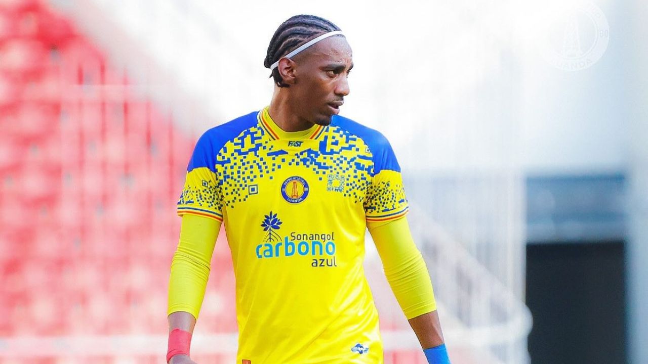 Bryan Róchez guía el triunfo de su equipo con un doblete