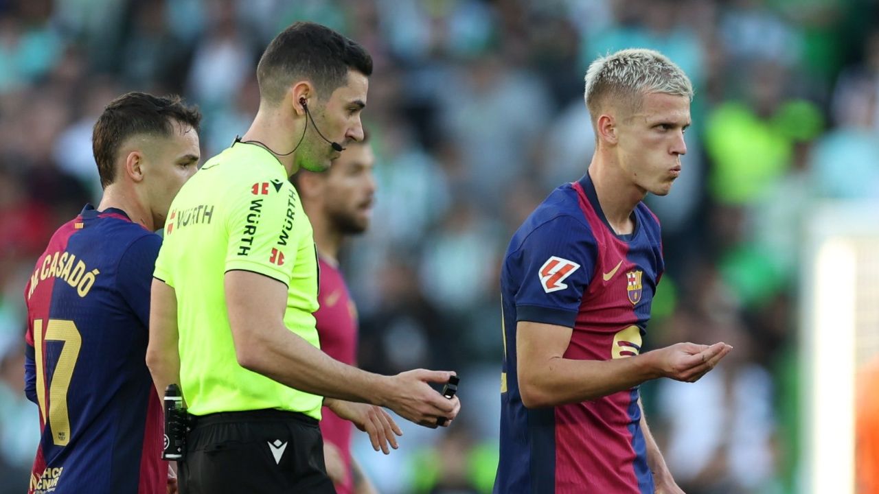 Futbolista del Barcelona perdió un diente en partido contra el Betis