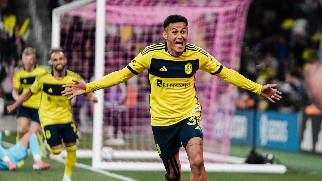 Andy Najar anota su primer gol con el Nashville en la MLS