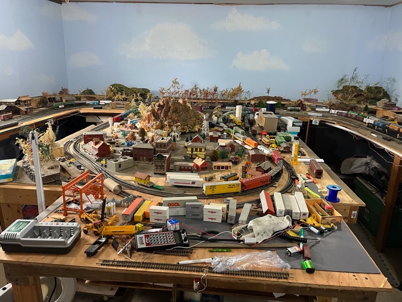 MONTICELLO AUCTION Consignment Auction Model Railroad Controls, Engines ...