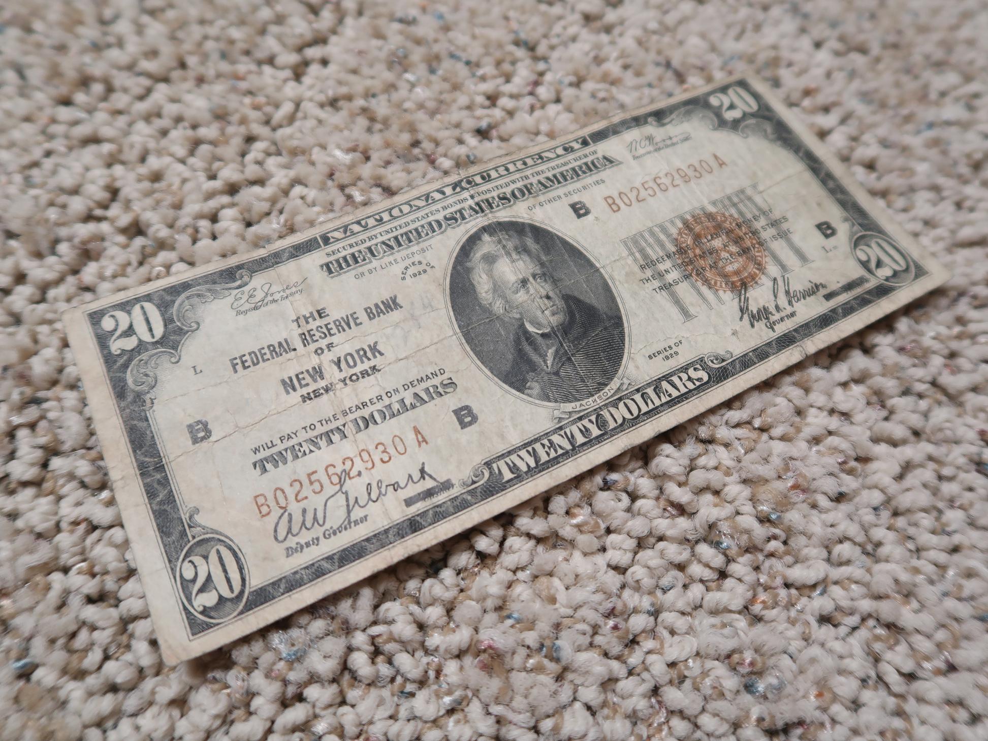 LARGE COIN AUCTION - NEARLY 500 LOTS- Howard Auctions LLC