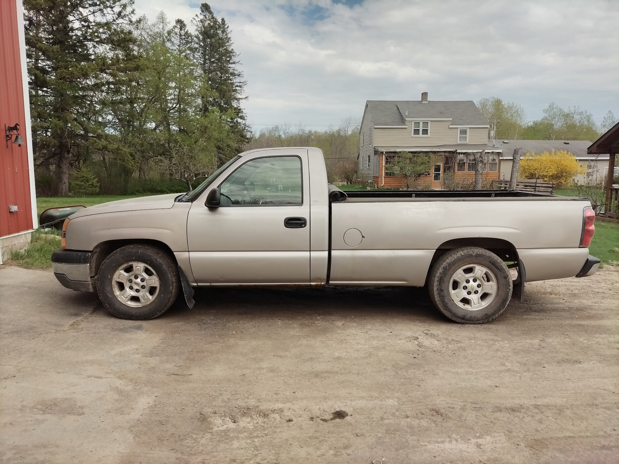 RAFTER T AUCTIONS MAY CONSIGNMENT SALE - 842- TwinPortsBid.com