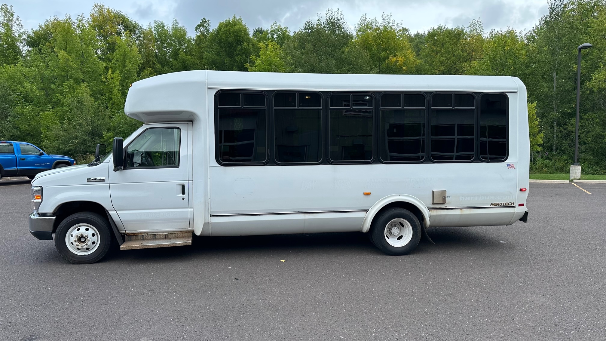 #23-1200 - Bay Rural Transit - Ashland, Wisconsin- Wisconsin Surplus ...