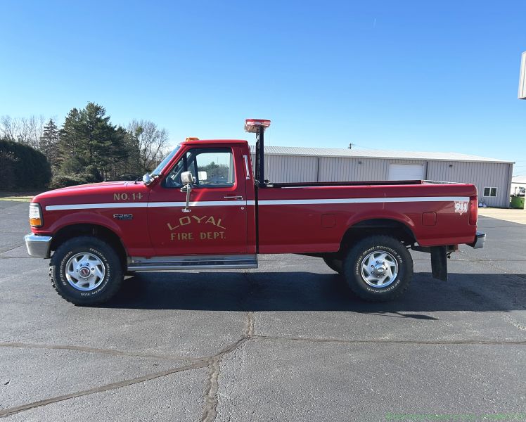 #24-1684 - Loyal Fire Dept. - Loyal, Wisconsin- Wisconsin Surplus ...