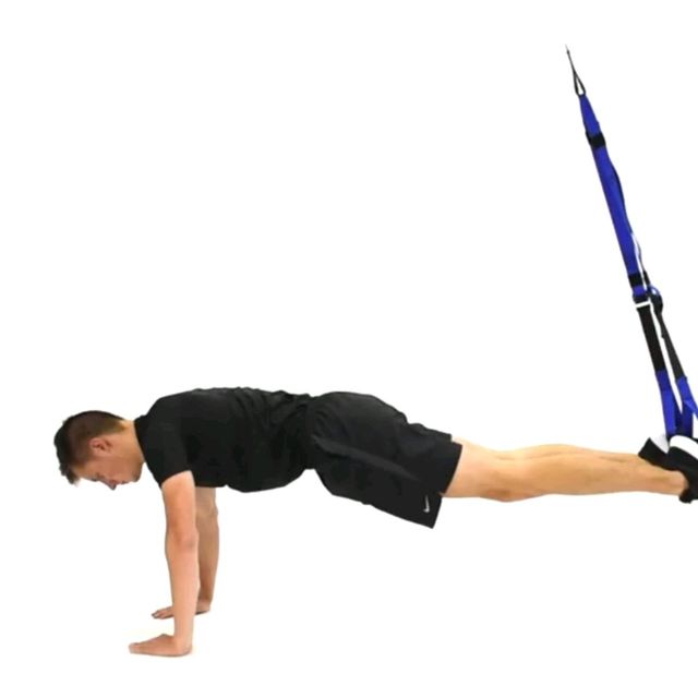 TRX CRUNCHs by Saeed H. - Exercise How-to - Skimble