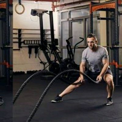 Battle Rope Alternating Wave With Lunges por Charlotte M. - Ejercicio ...