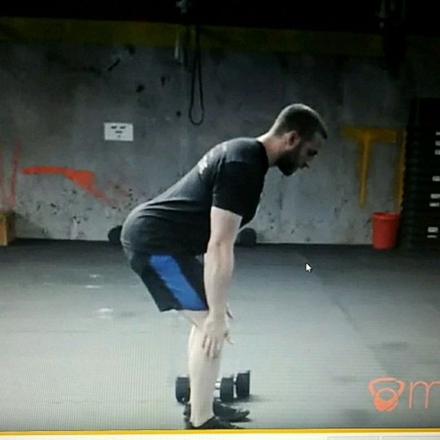 Dumbell single arm alternating clean por Pamela B. - Ejercicio Cómo ...