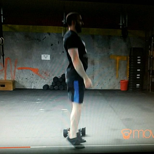 Dumbell single arm alternating clean por Pamela B. - Ejercicio Cómo ...